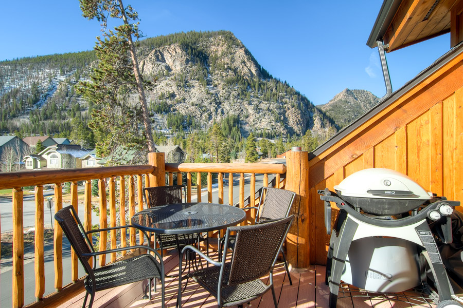 Mt. Victoria Lodge | Summit Mountain Rentals