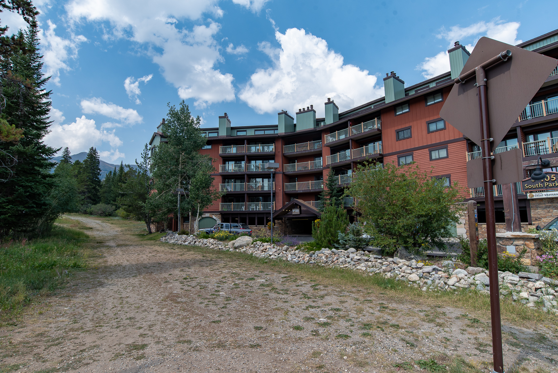 Sawmill Creek | Summit Mountain Rentals